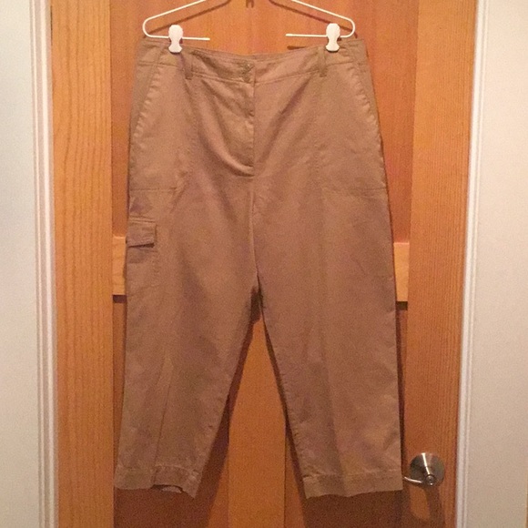 Talbots | Pants & Jumpsuits | Talbots Supersoft Cargo Capri | Poshmark